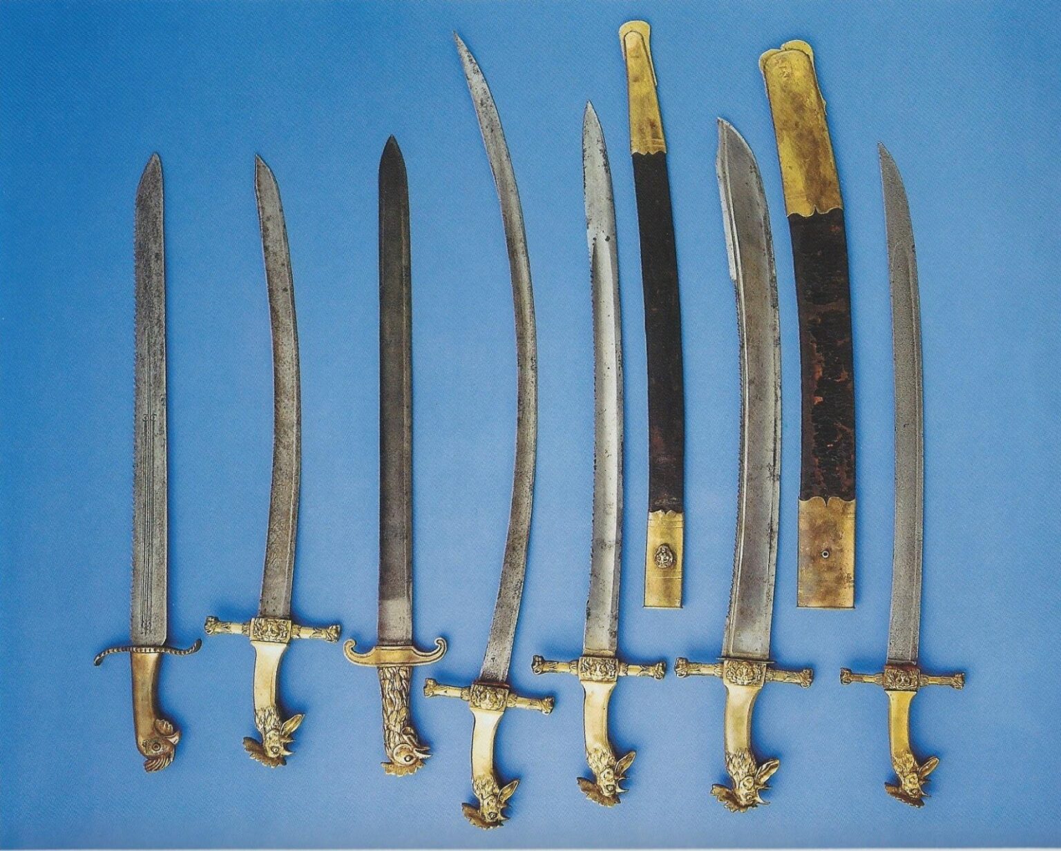 Espadas de diversas regiões do mundo - Escola de Lucifer