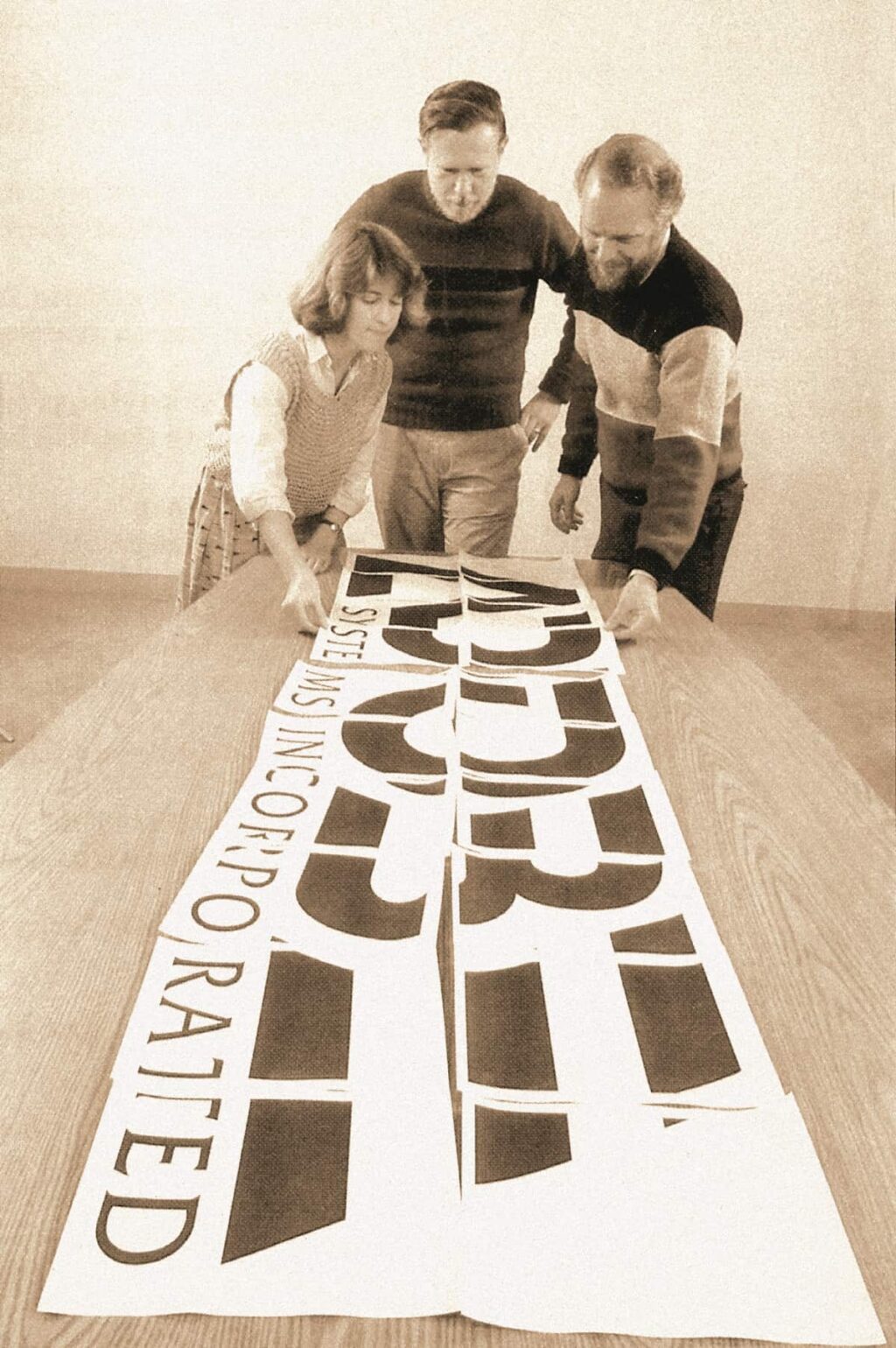 Falece aos 82 anos John Warnock, um dos fundadores da Adobe - Escola de ...